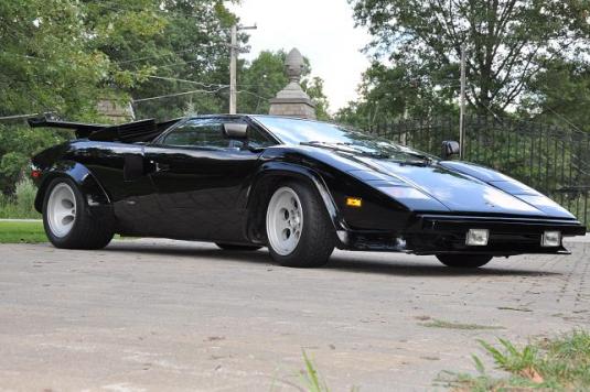 The register - List | Countach Register