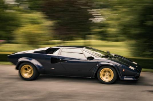The register - List | Countach Register