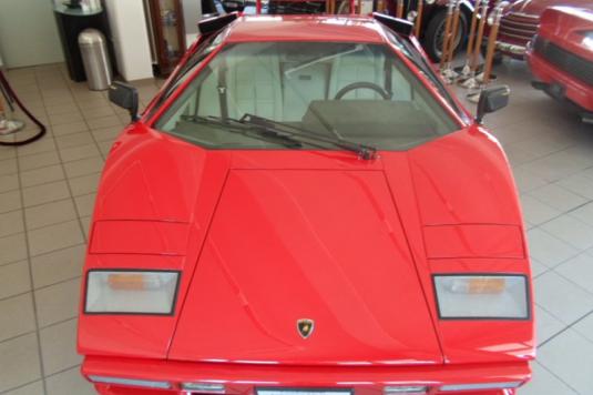 The register - List | Countach Register