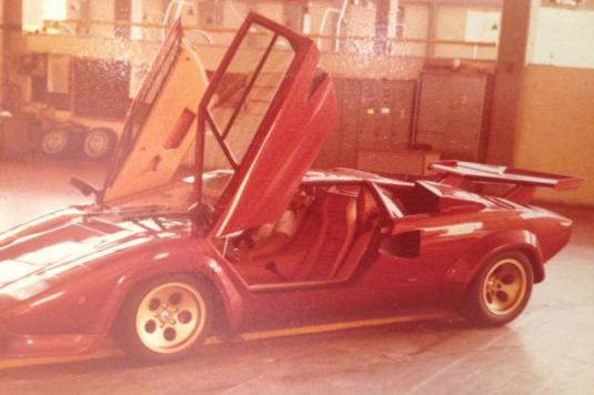 The register - List | Countach Register